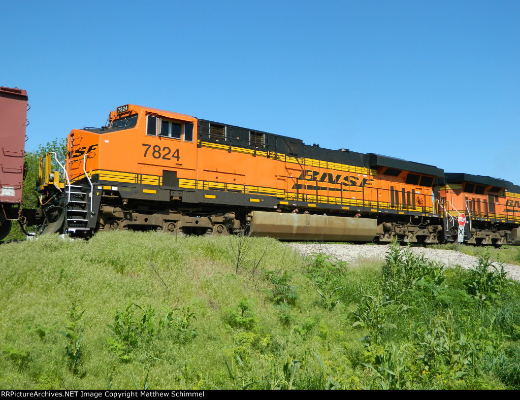 BNSF 7824